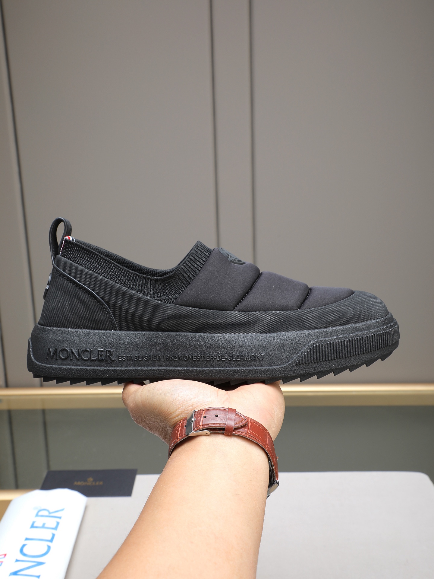 Shoes-Moncler-Yupoo brand for Gucci Bags Watches Nike Clothing Shoes ...
